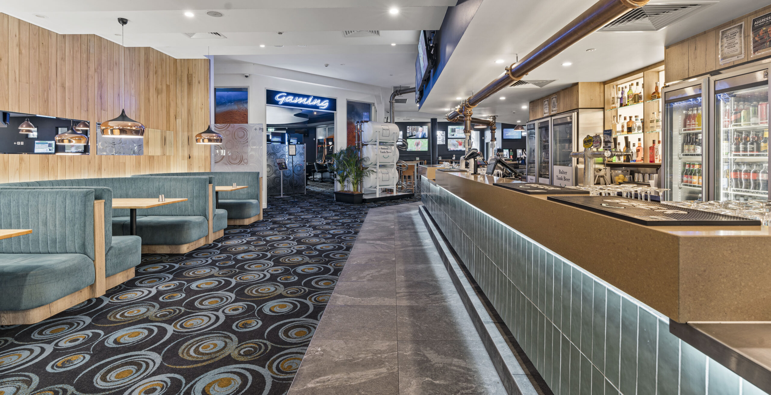 Club House – Emerald Lakes Golf Club